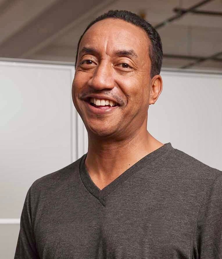 About Us – LA 1-on-1